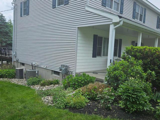 2122 Orchard Park Drive