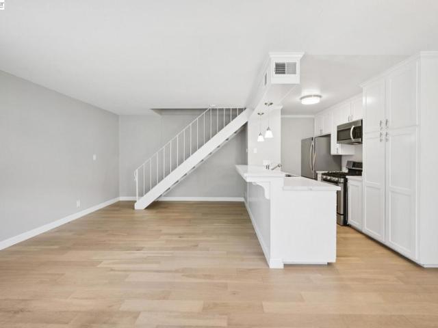 2122 Arroyo Ct 2