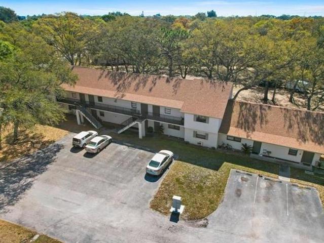 2122 Bradford St #505, Clearwater, FL 33760 in Clearwater, Florida