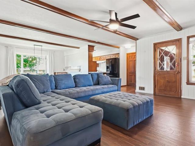 2122 Castleford Lane