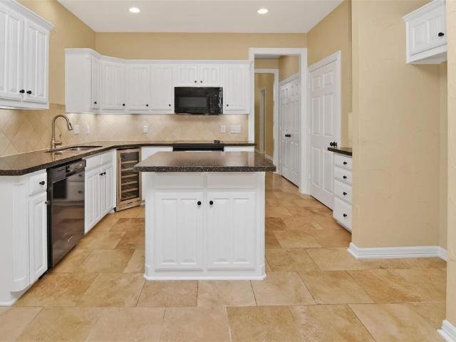 2122 Clear Lake Road