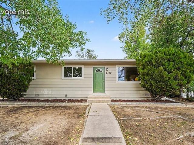 2122 Doniphan Drive
