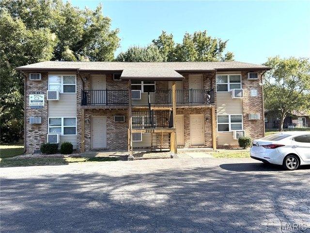 2122 E Belle Ave, Belleville, IL 62221