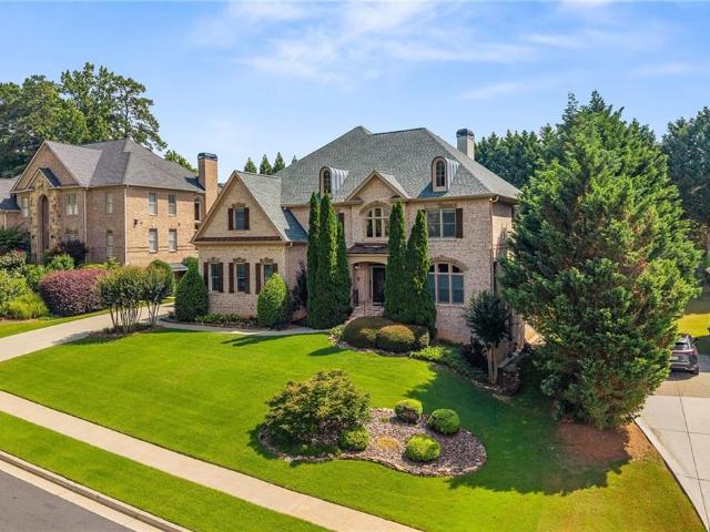2122 Hunters Green Drive