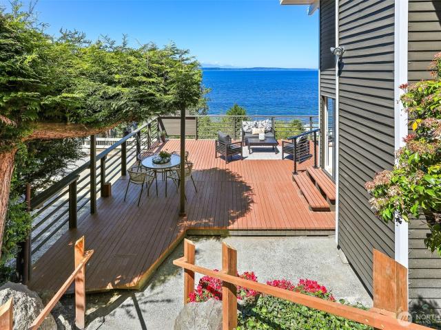 2122 Halleck Ave SW, Seattle, WA 98116 | MLS #2515