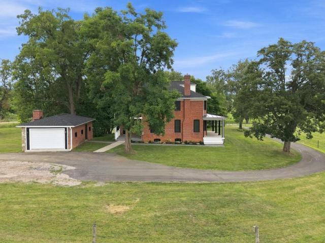 2122 Jones Road