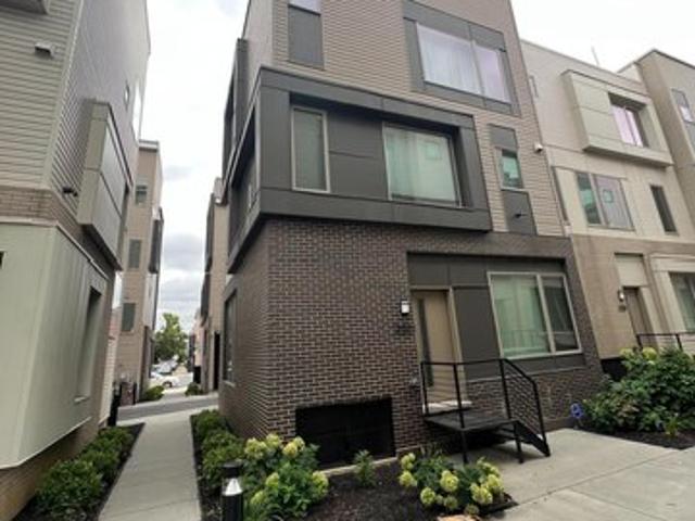2122 Kensington Walk, Philadelphia, PA 19125