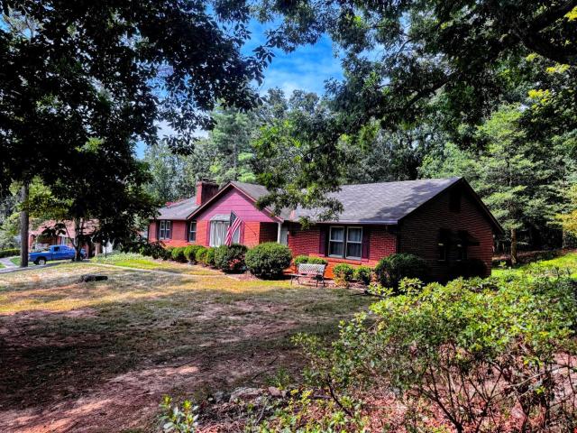 2122 Laurel Lane
