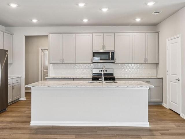 2122 Longchamp Lane