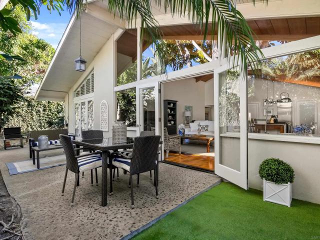 2122 Paseo Dorado, La Jolla, CA 92037 | MLS #250018
