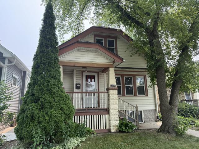 2122 S 77th St