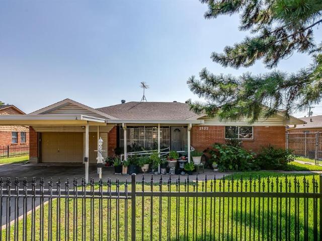 2122 S Vernon Avenue