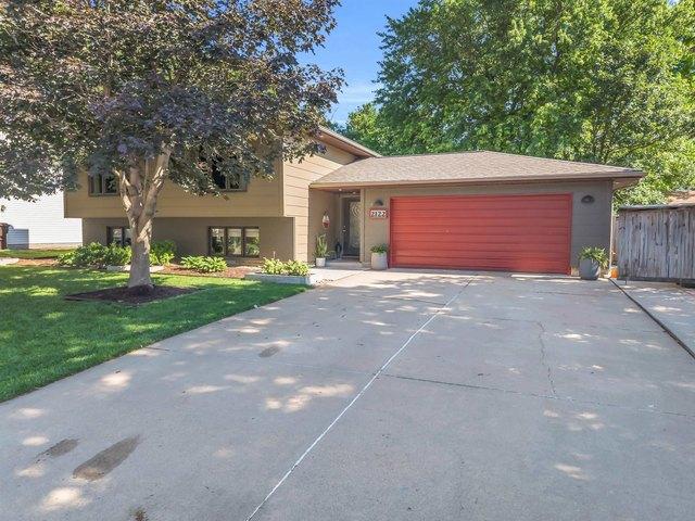 2122 W 36th St, Kearney, NE 68845