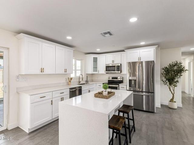 2122 W Dahlia Dr, Phoenix, AZ 85029