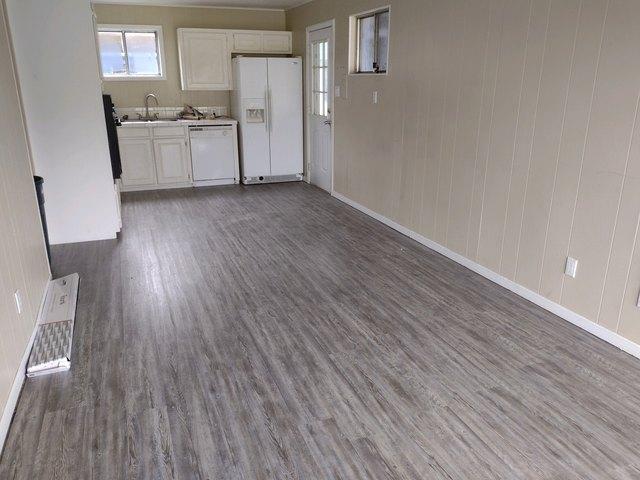 2122 7th St, Port Neches, TX 77651