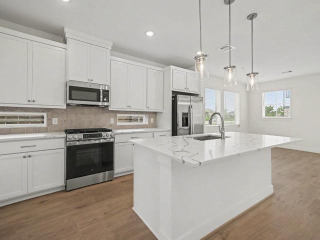 21231 Creeping Bentgrass Drive
