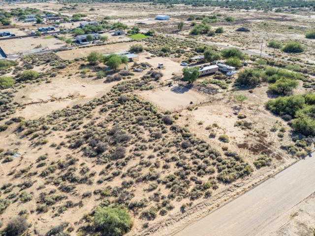 21235. W Elliot Road #