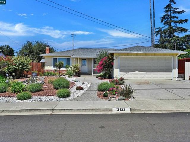 2123 Murphy Dr, San Pablo, CA 94806