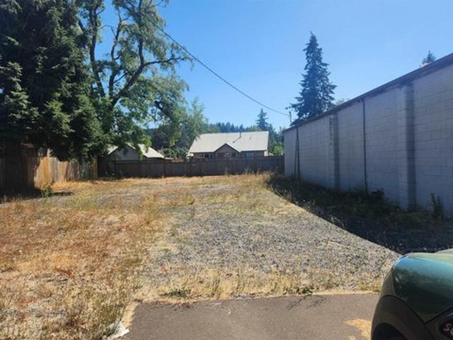 2123 Main St, Sweet Home, OR 97386