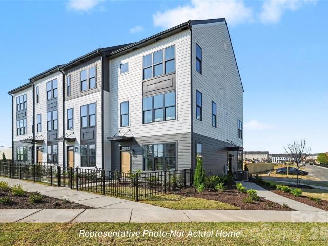 2123 Bonner Bridge Court # 2001