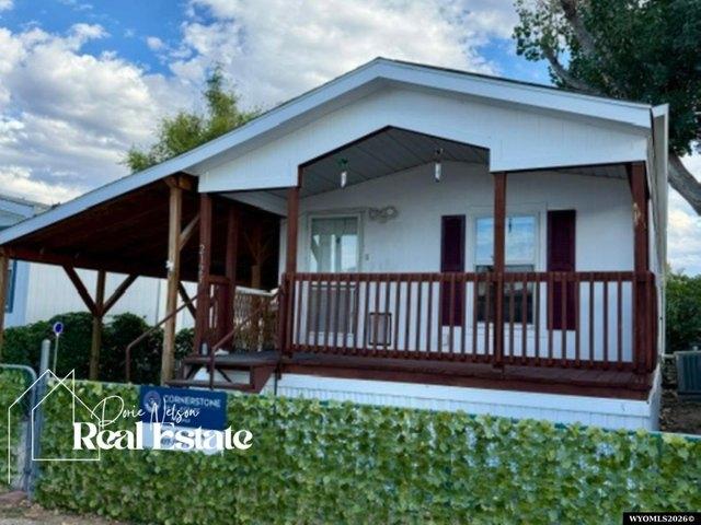 2123 E 1st Ln, Casper, WY 82609