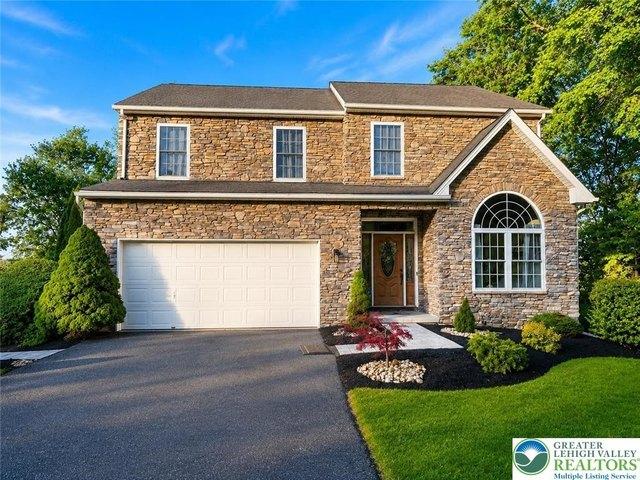 2123 Lincoln Ave, Whitehall, PA 18052