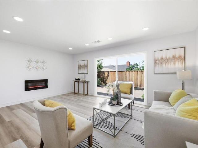 2123 Pruneridge Avenue