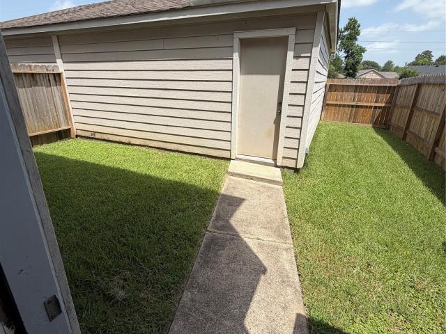 2123 rustling trees way