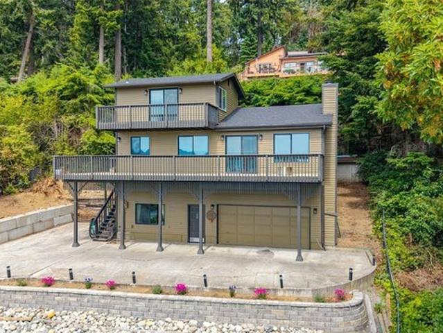 2123 Stoney Beach Ln, Oak Harbor, WA 98277