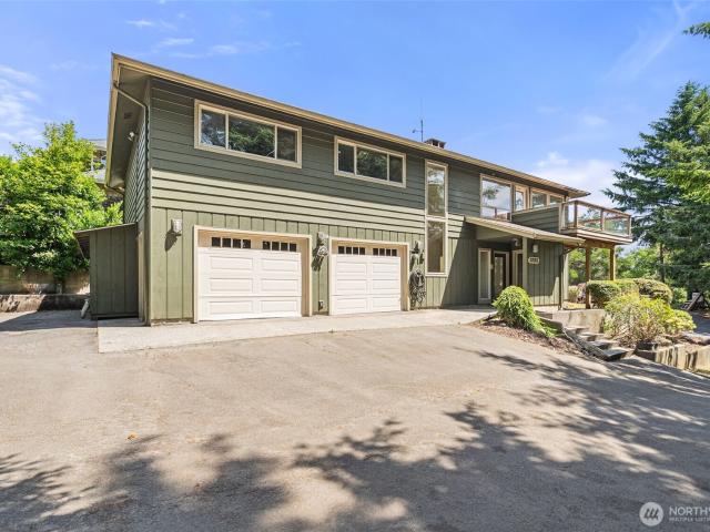 2123 Wecoma Place