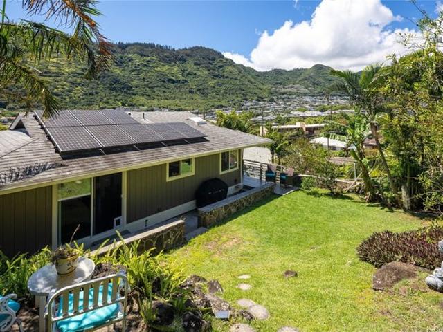 2123 10th Ave Apt D, Honolulu, HI 96816