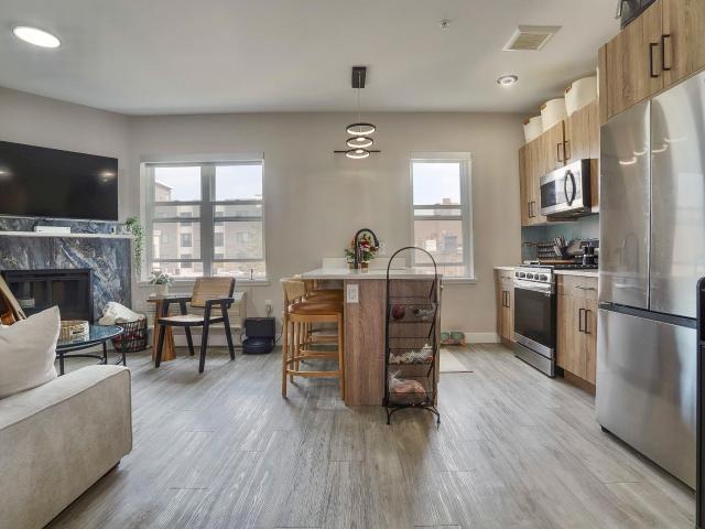 212 70Th St # 303