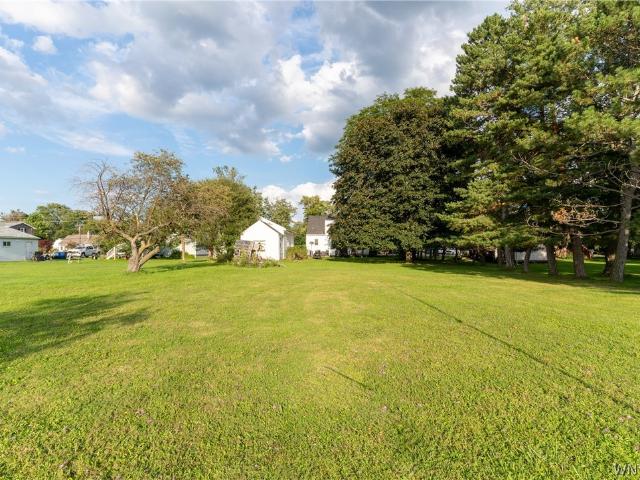 212 Country Parkway