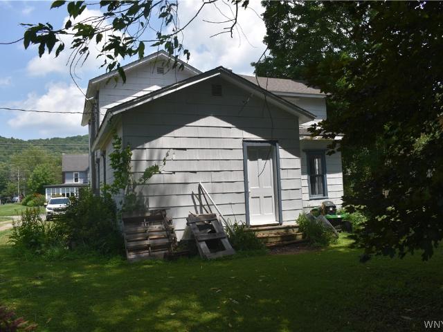 212 Court Street