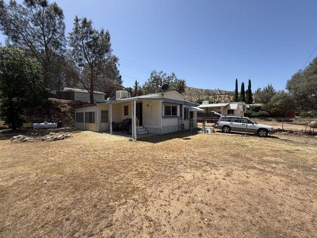 212 Columbus Ave, Bodfish, CA 93205