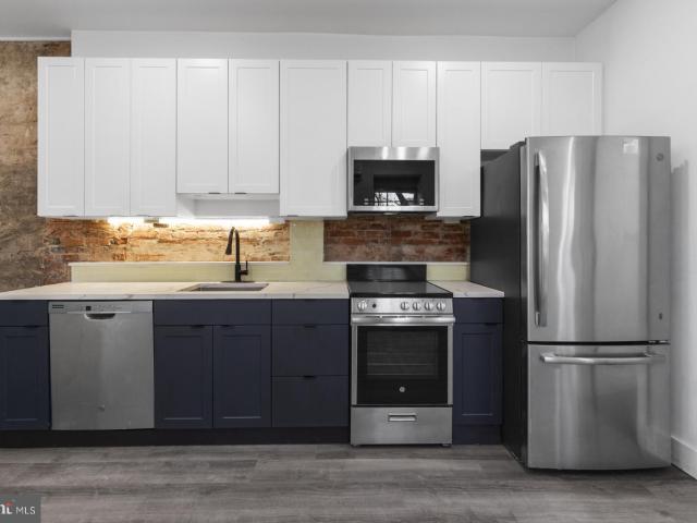 212 Catharine St, Unit 4, Philadelphia, PA 19147 | MLS #PAPH2589 | Compass