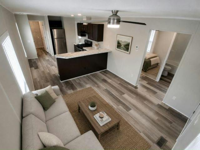 212 Cardinal Ln Unit 212, Madison, WI 53704