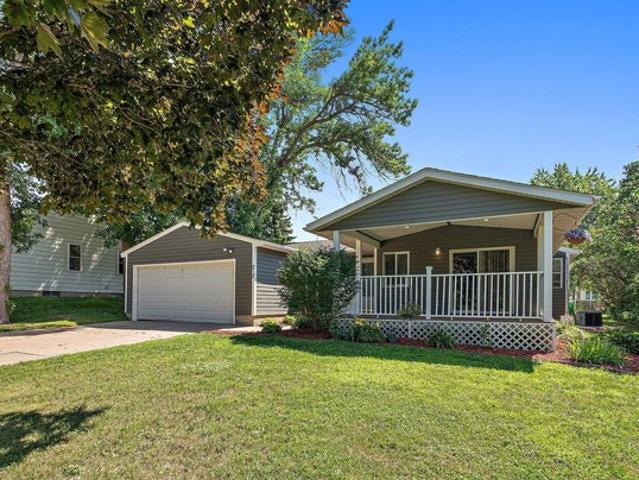 212 Central Ave S, Norwood Young America, MN 55397