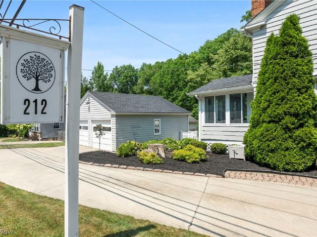 212 Chagrin Boulevard