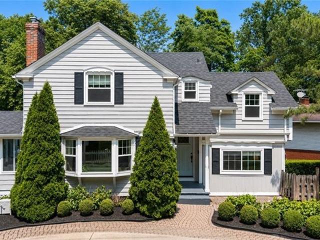 212 Chagrin Blvd, Chagrin Falls, OH 44022