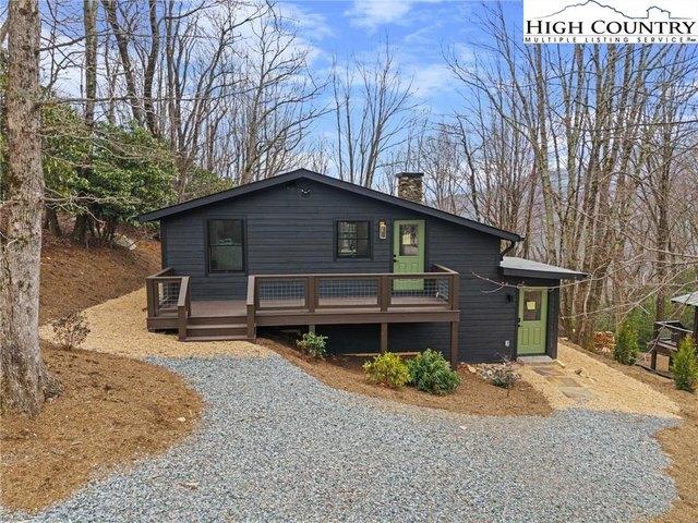 212 Chinkapin Rdg, Seven Devils, NC 28604
