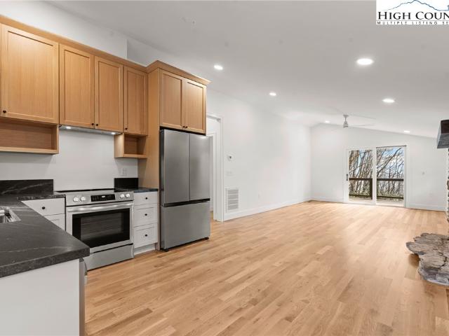 212 Chinkapin Ridge
