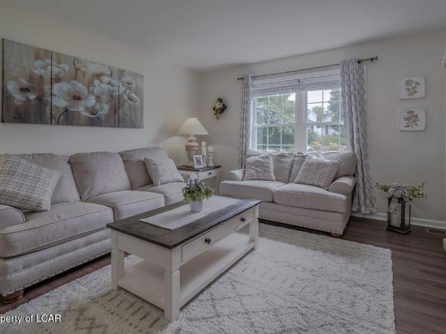 212 Circle Drive