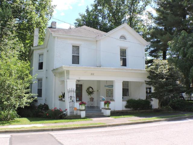 212 Clay Street