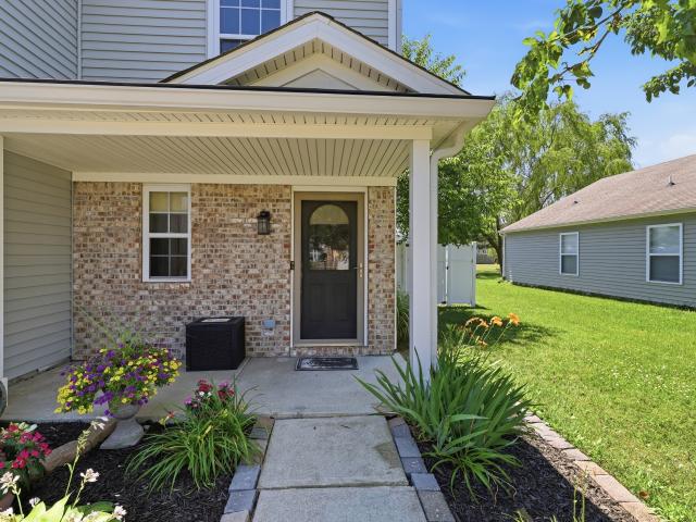 212 Cross Bow Street