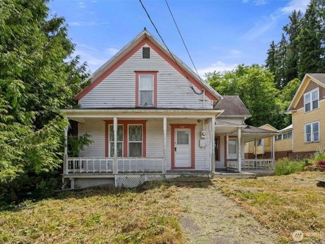 212 Alder St, South Bend, WA 98577