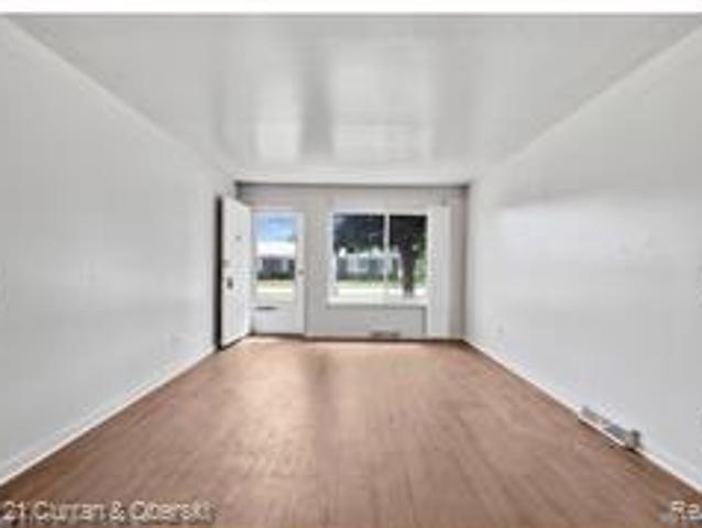 212 Arcola