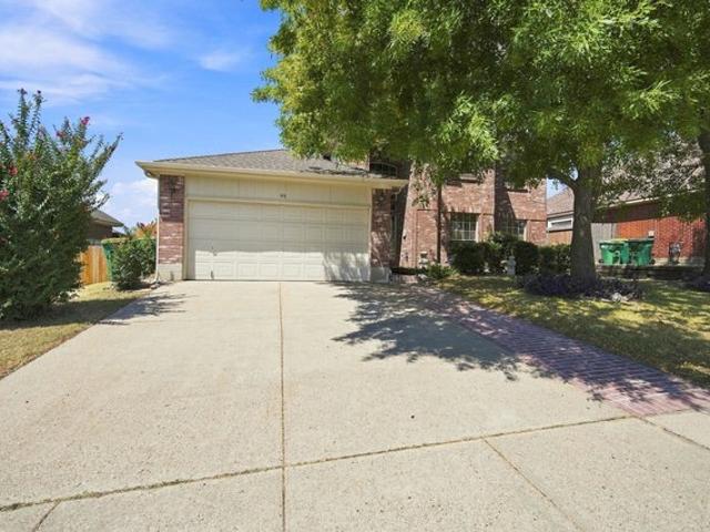 212 Armstrong Dr, Cedar Hill, TX 75104
