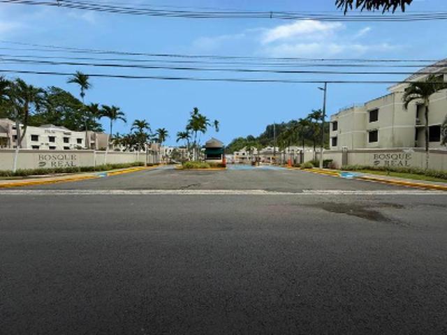 212 Bosque Real