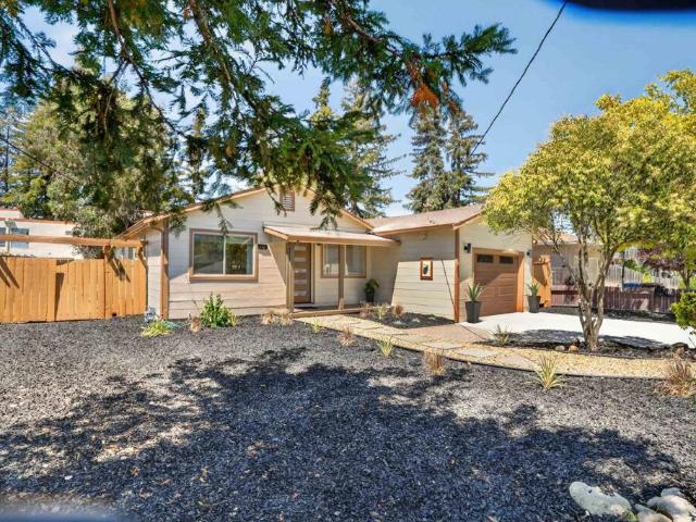 212 Babette Ct